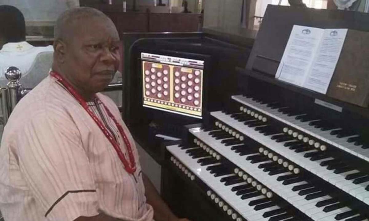 Christopher Ayodele -African Organist and Composer- Phamox Music
