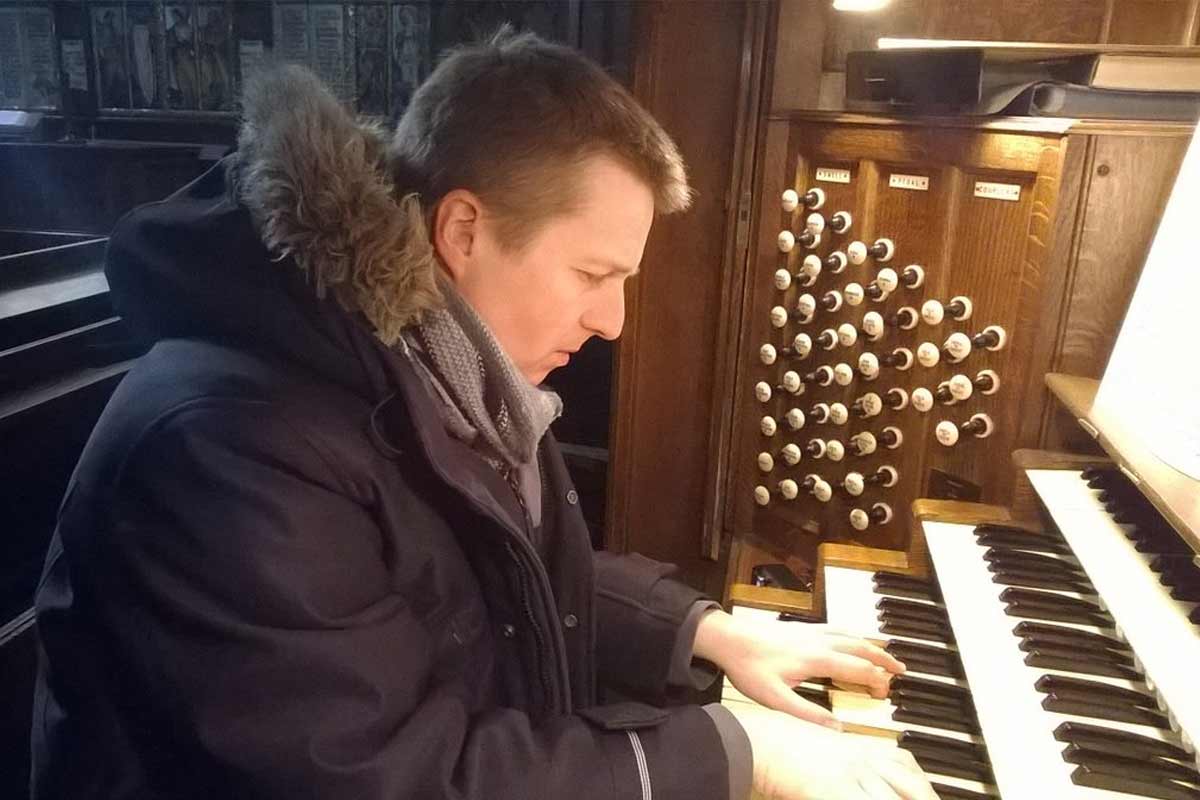 Recommendation To Church Musicians - Church Musician | Phamox Music