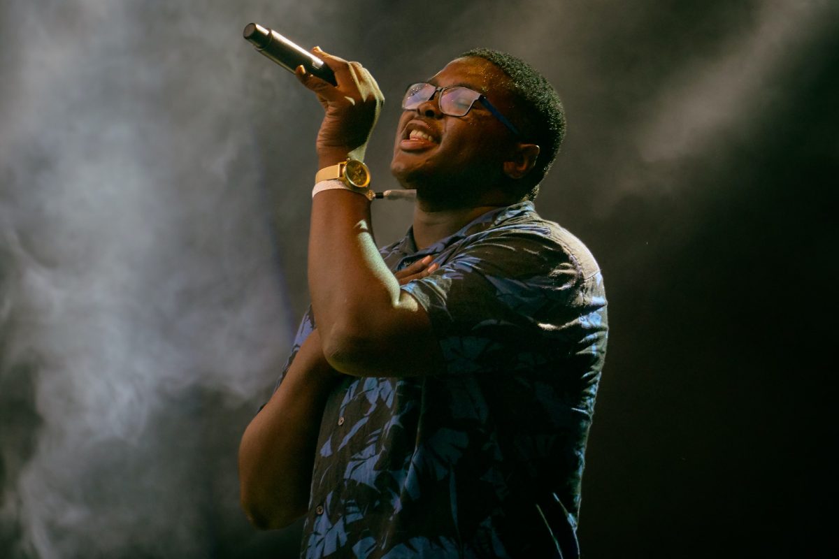 Tips for Singing Better: Essential Tips for Singers - Phamox Music