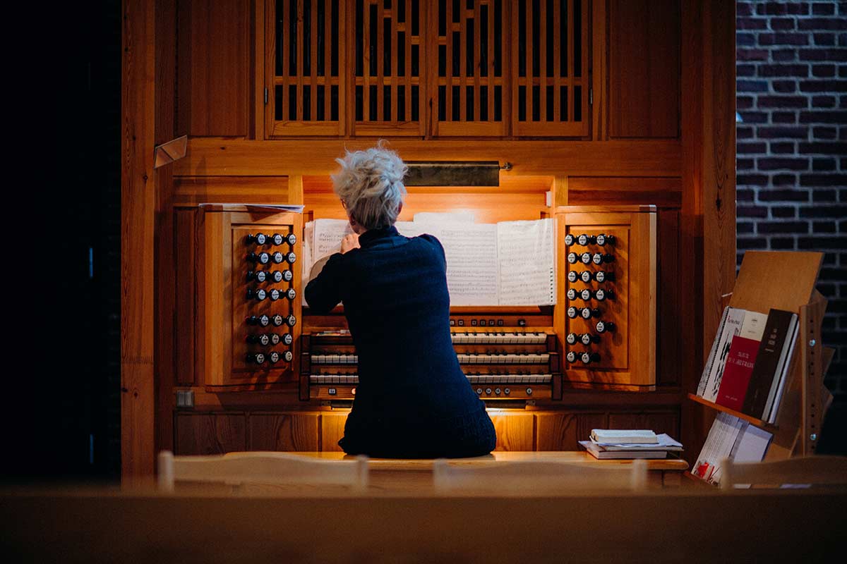 Keyboard Instruments: In-Depth Reference - Phamox Music