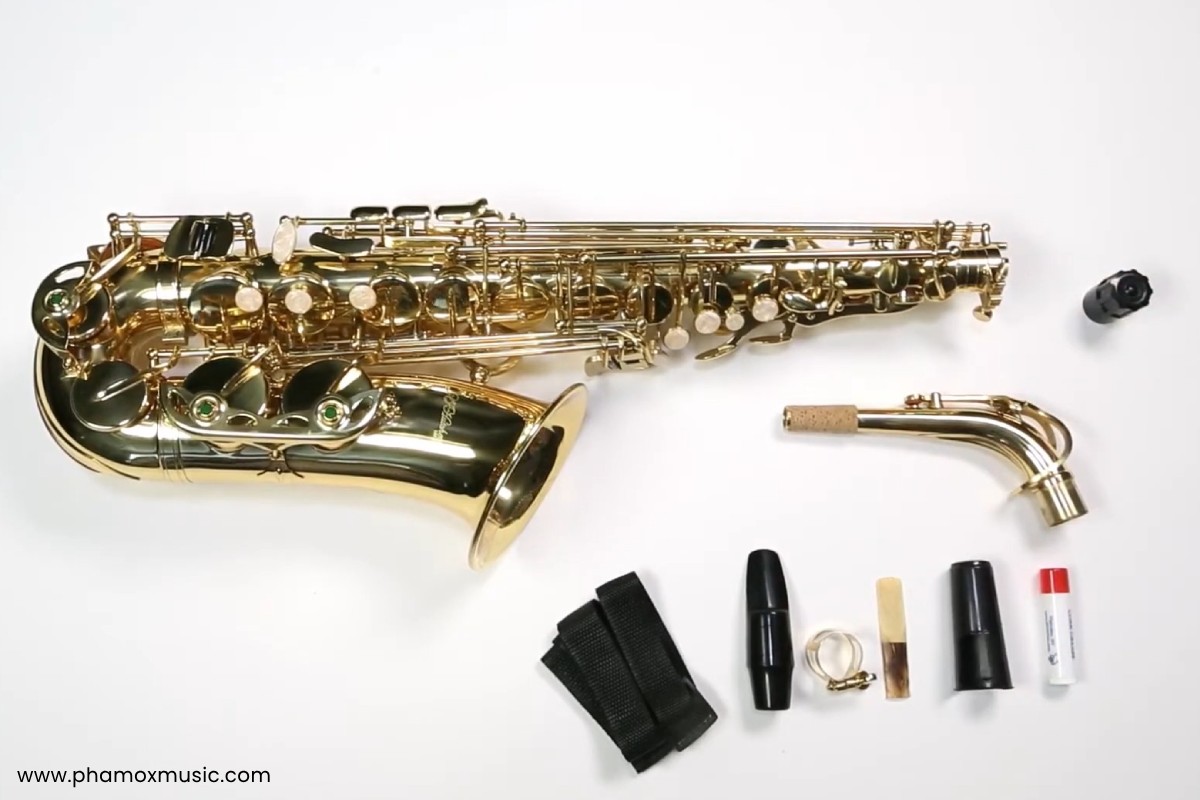 How to Assemble a Saxophone: A Step-by-Step Guide - Phamox Music